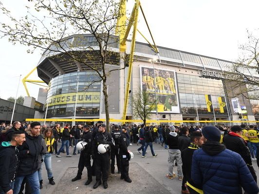 Fotostrecke: BVB-Bus Explosion | Anschlag auf Borussia Dortmund ...