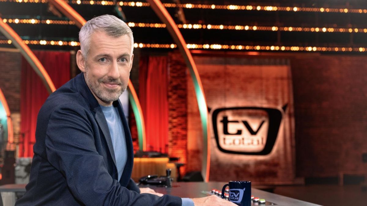"TV total" vom Mittwoch bei Pro7: Wiederholung der Comedyshow im TV und ...