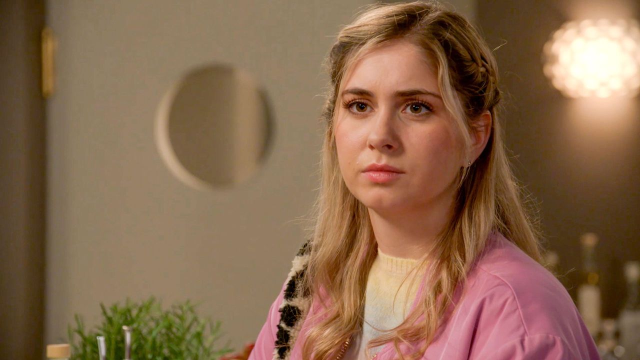 "Rote Rosen" bei ARD im Livestream und TV: Folge 4204 aus Staffel 23 ...