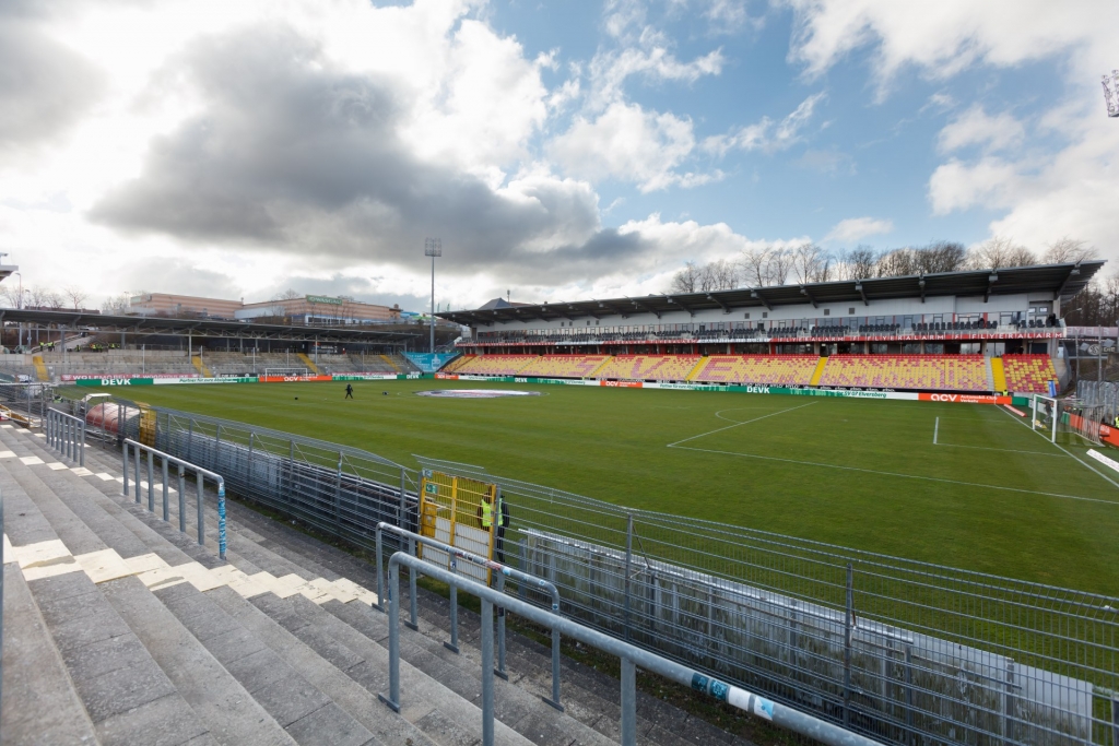 Start 2 Bundesliga 2025 2025 Mabel K Hooks