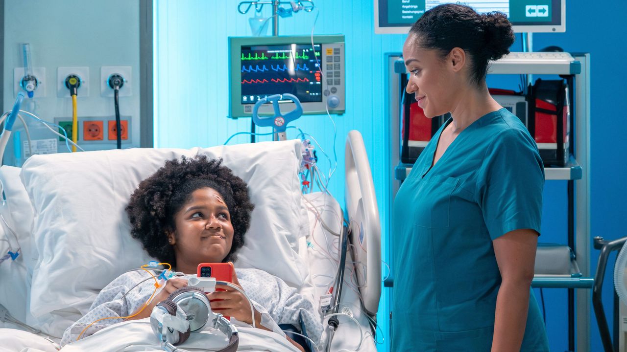 "In aller Freundschaft" verpasst?: Wiederholung von Folge 1111 im TV ...